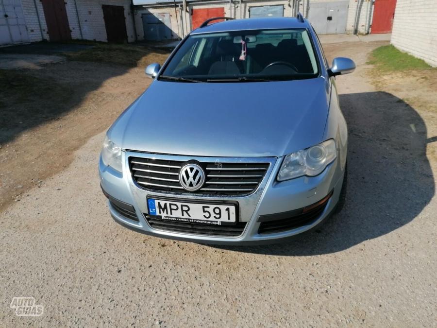 Zils Volkswagen Passat 2008 Utena, ar dzinēja tilpumu 1.90 L un nobraukumu 332 tūkst. km par 1450 €, foto 3 vietnē AUTOMOTO.COM.LV