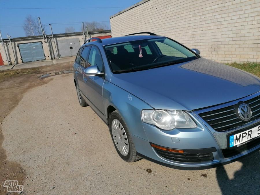 Zils Volkswagen Passat 2008 Utena, ar dzinēja tilpumu 1.90 L un nobraukumu 332 tūkst. km par 1450 €, foto 4 vietnē AUTOMOTO.COM.LV