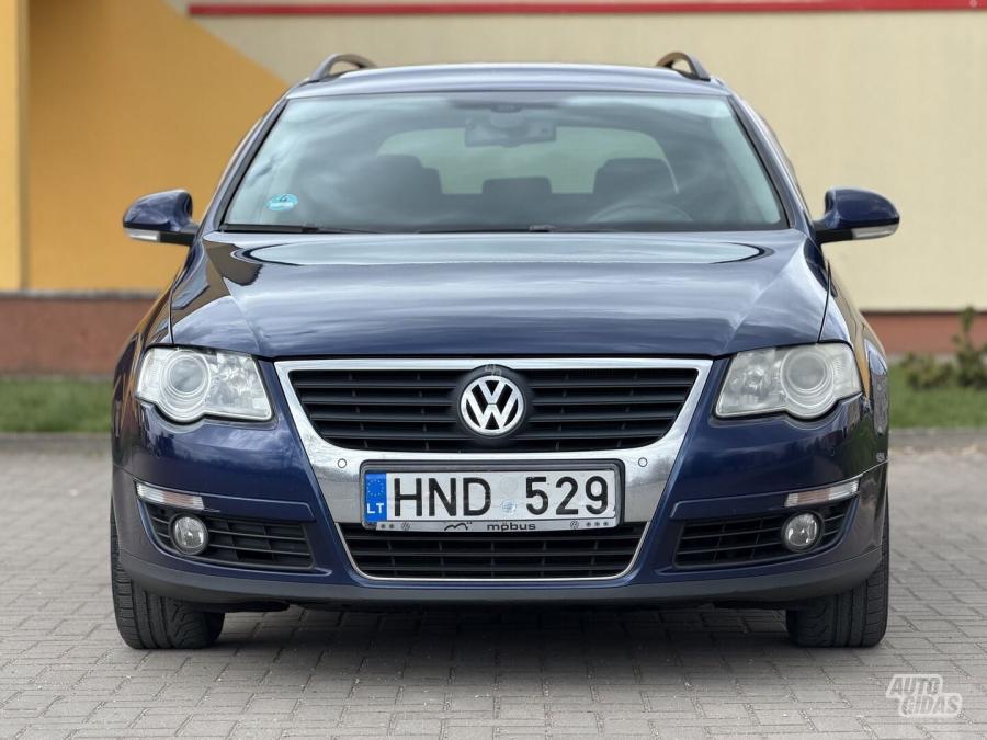 Blue Volkswagen Passat 2008 in Kaisiadorys, with an engine capacity of 2.00 L and mileage of 410 thousand km for 1950 €, photo 3 on AUTOMOTO.COM.LV