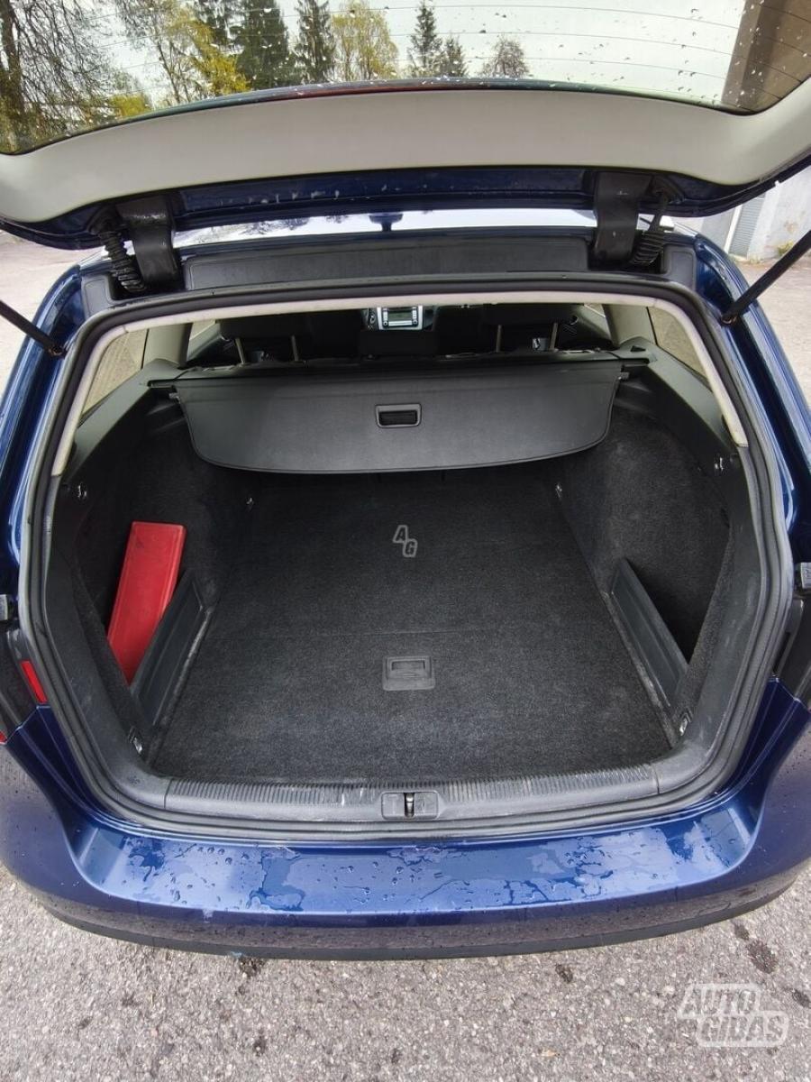 Blue Volkswagen Passat 2008 in Telschi, with an engine capacity of 1.90 L and mileage of 328 thousand km for 1450 €, photo 7 on AUTOMOTO.COM.LV