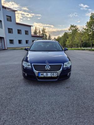 Zils Volkswagen Passat 2008 Ignalina, ar dzinēja tilpumu 2.00 L un nobraukumu 360 tūkst. km par 2400 €, foto  vietnē AUTOMOTO.COM.LV
