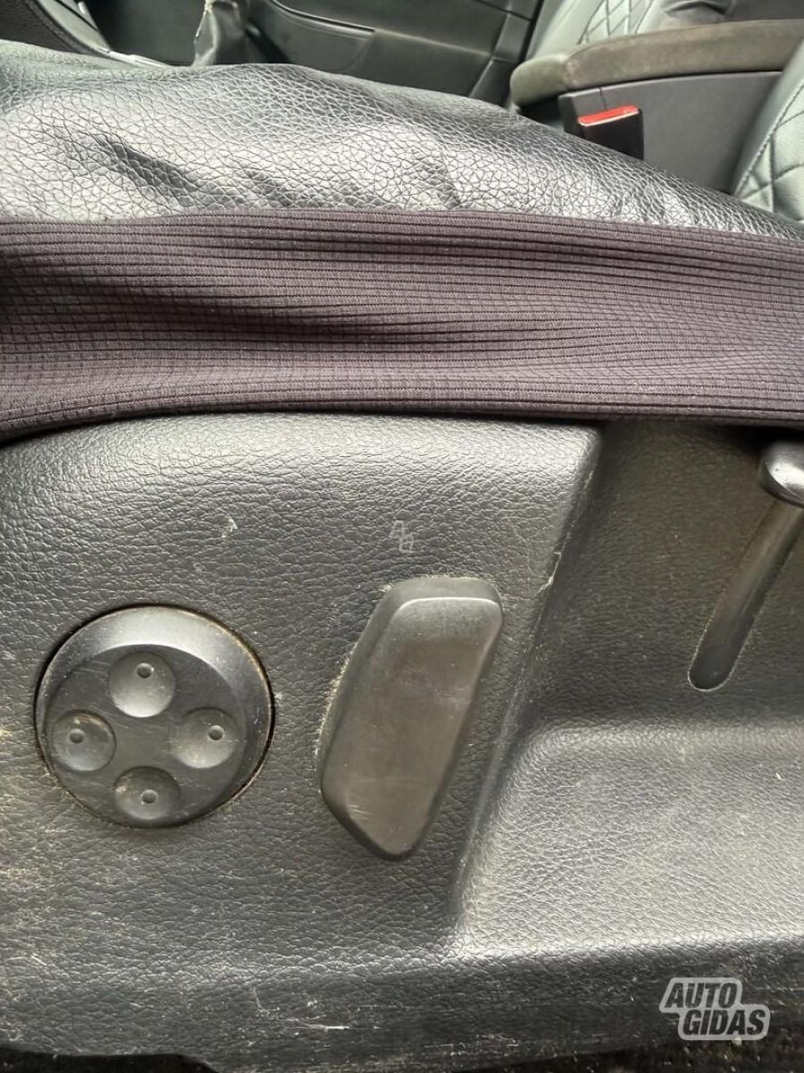 Zils Volkswagen Passat 2008 Šauļi, ar dzinēja tilpumu 2.00 L un nobraukumu 350 tūkst. km par 1450 €, foto 9 vietnē AUTOMOTO.COM.LV