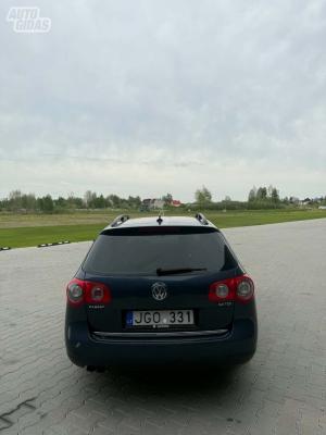 Blue Volkswagen Passat 2008 in Siauliai, with an engine capacity of 2.00 L and mileage of 350 thousand km for 1399 €, photo 6 on AUTOMOTO.COM.LV