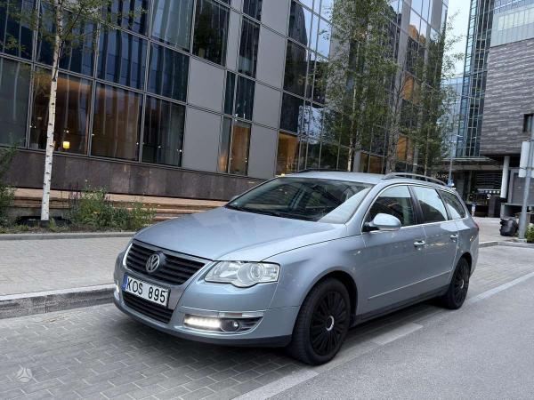 Blue Volkswagen Passat 2008 in Vilnius, with an engine capacity of 1.97 L and mileage of 280 thousand km for 990 €, photo 1 on AUTOMOTO.COM.LV