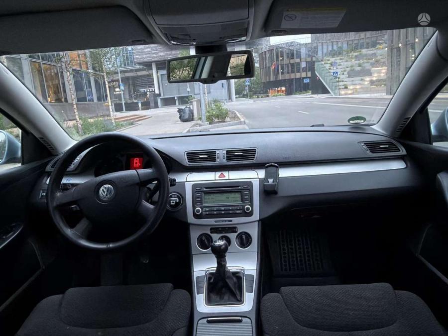 Zils Volkswagen Passat 2008 Viļņa, ar dzinēja tilpumu 1.97 L un nobraukumu 280 tūkst. km par 990 €, foto 10 vietnē AUTOMOTO.COM.LV