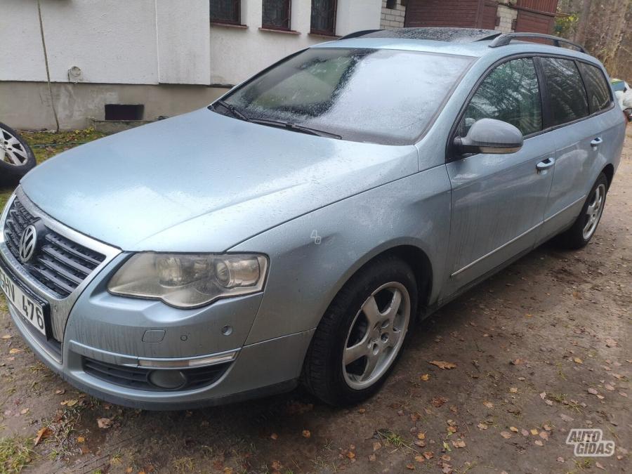 Blue Volkswagen Passat 2008 in Vilnius, with an engine capacity of 2.00 L and mileage of 275 thousand km for 2999 €, photo 7 on AUTOMOTO.COM.LV