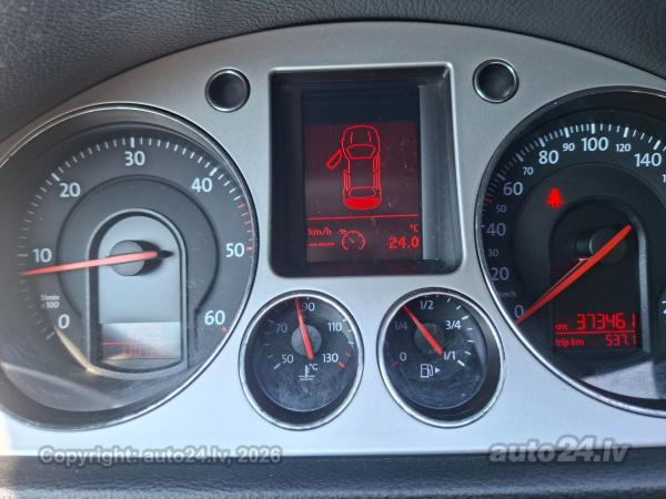 Zils Volkswagen Passat 2008 Rakvere, ar dzinēja tilpumu 1.90 L un nobraukumu 373 tūkst. km par 2500 €, foto 4 vietnē AUTOMOTO.COM.LV