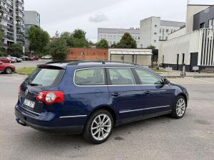 Blue Volkswagen Passat 2008 in Vilnius, with an engine capacity of 1.97 L and mileage of 413 thousand km for 2999 €, photo 3 on AUTOMOTO.COM.LV