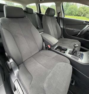 Blue Volkswagen Passat 2008 in Vilnius, with an engine capacity of 1.97 L and mileage of 413 thousand km for 2999 €, photo 6 on AUTOMOTO.COM.LV