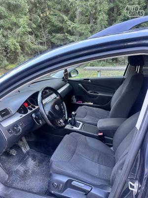 Blue Volkswagen Passat 2008 in Varena, with an engine capacity of 2.00 L and mileage of 324 thousand km for 1250 €, photo 9 on AUTOMOTO.COM.LV