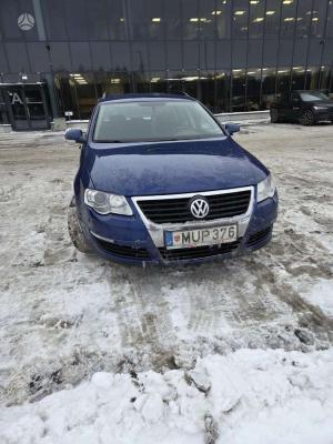 Blue Volkswagen Passat 2009 in Kaisiadorys, with an engine capacity of 1.97 L and mileage of 349 thousand km for 2400 €, photo 3 on AUTOMOTO.COM.LV