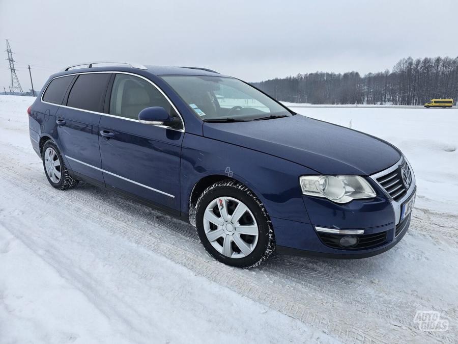Blue Volkswagen Passat 2009 in Vilnius, with an engine capacity of 2.00 L and mileage of 419 thousand km for 1950 €, photo 2 on AUTOMOTO.COM.LV