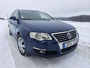 Blue Volkswagen Passat 2009 in Vilnius, with an engine capacity of 1.97 L and mileage of 419 thousand km for 1950 €, photo 5 on AUTOMOTO.COM.LV