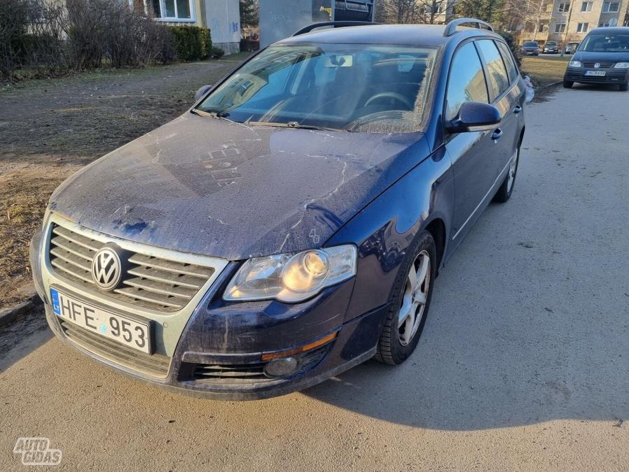 Zils Volkswagen Passat 2009 Kauņa, ar dzinēja tilpumu 1.90 L un nobraukumu 360 tūkst. km par 950 €, foto 1 vietnē AUTOMOTO.COM.LV