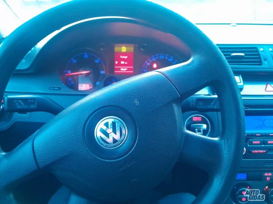Zils Volkswagen Passat 2009 Marijampole, ar dzinēja tilpumu 1.90 L un nobraukumu 400 tūkst. km par 1390 €, foto 12 vietnē AUTOMOTO.COM.LV