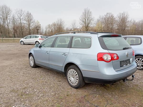Blue Volkswagen Passat 2009 in Sakiai, with an engine capacity of 1.40 L and mileage of 211 thousand km for 2600 €, photo 6 on AUTOMOTO.COM.LV