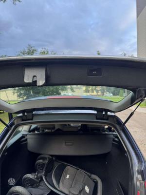 Blue Volkswagen Passat 2009 in Birzai, with an engine capacity of 1.97 L and mileage of 330 thousand km for 1450 €, photo 8 on AUTOMOTO.COM.LV