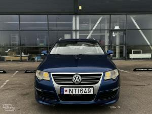 Zils Volkswagen Passat 2010 Panevēža, ar dzinēja tilpumu 2.00 L un nobraukumu 315 tūkst. km par 1750 €, foto 4 vietnē AUTOMOTO.COM.LV
