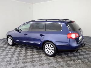 Zils Volkswagen Passat 2010 Tallina, ar dzinēja tilpumu 2.00 L un nobraukumu 286 tūkst. km par 1799 €, foto 5 vietnē AUTOMOTO.COM.LV