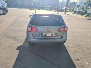 Blue Volkswagen Passat 2010 in Vilnius, with an engine capacity of 2.00 L and mileage of 355 thousand km for 2000 €, photo 7 on AUTOMOTO.COM.LV