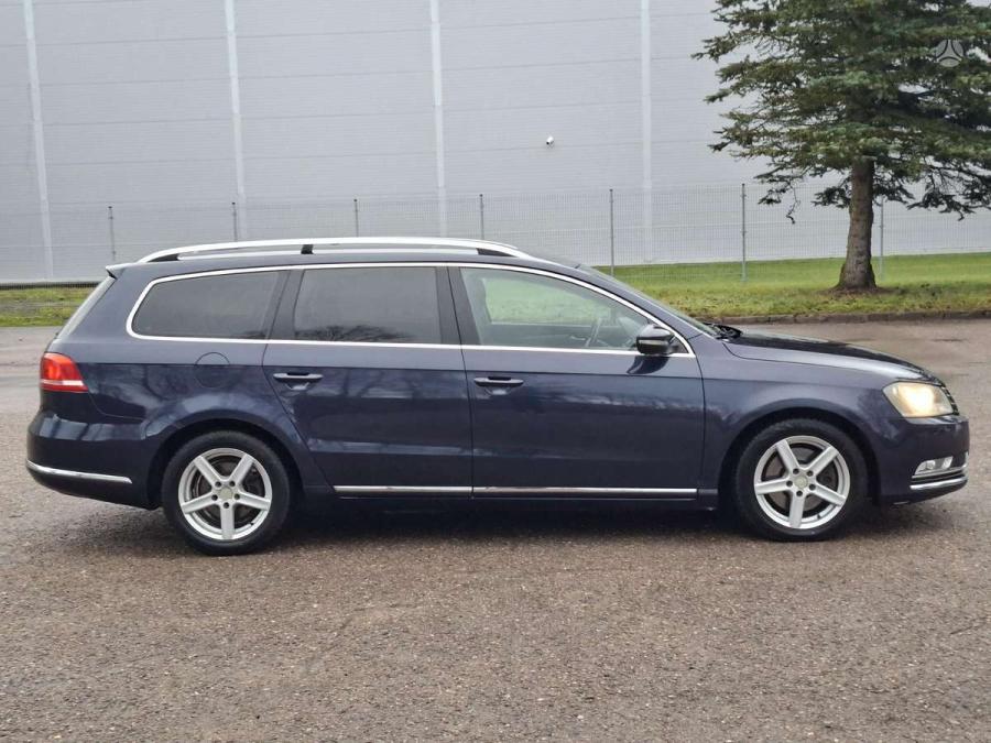 Zils Volkswagen Passat 2011 Plungė, ar dzinēja tilpumu 1.97 L un nobraukumu 334 tūkst. km par 4450 €, foto 6 vietnē AUTOMOTO.COM.LV