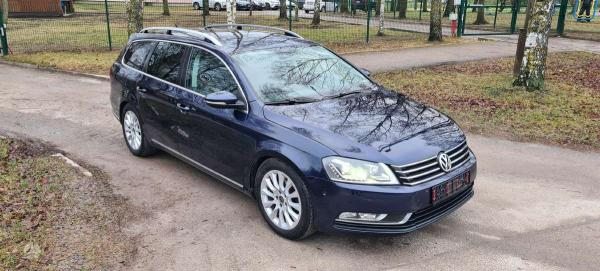 Zils Volkswagen Passat 2011 Šauļi, ar dzinēja tilpumu 1.97 L un nobraukumu 319 tūkst. km par 5250 €, foto 3 vietnē AUTOMOTO.COM.LV