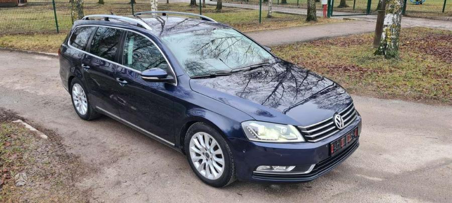Zils Volkswagen Passat 2011 Šauļi, ar dzinēja tilpumu 1.97 L un nobraukumu 319 tūkst. km par 5250 €, foto 16 vietnē AUTOMOTO.COM.LV