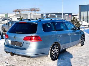 Blue Volkswagen Passat 2011 in Siauliai, with an engine capacity of 2.00 L and mileage of 244 thousand km for 4950 €, photo 4 on AUTOMOTO.COM.LV