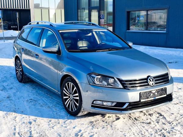 Zils Volkswagen Passat 2011 Šauļi, ar dzinēja tilpumu 2.00 L un nobraukumu 244 tūkst. km par 4950 €, foto 1 vietnē AUTOMOTO.COM.LV