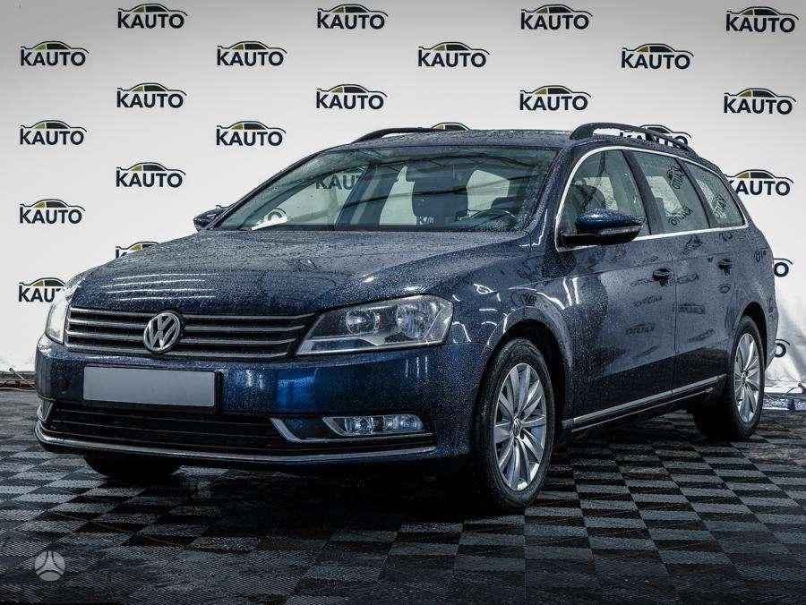 Blue Volkswagen Passat 2011 in Kaunas, with an engine capacity of 1.40 L and mileage of 297 thousand km for 7690 €, photo 1 on AUTOMOTO.COM.LV