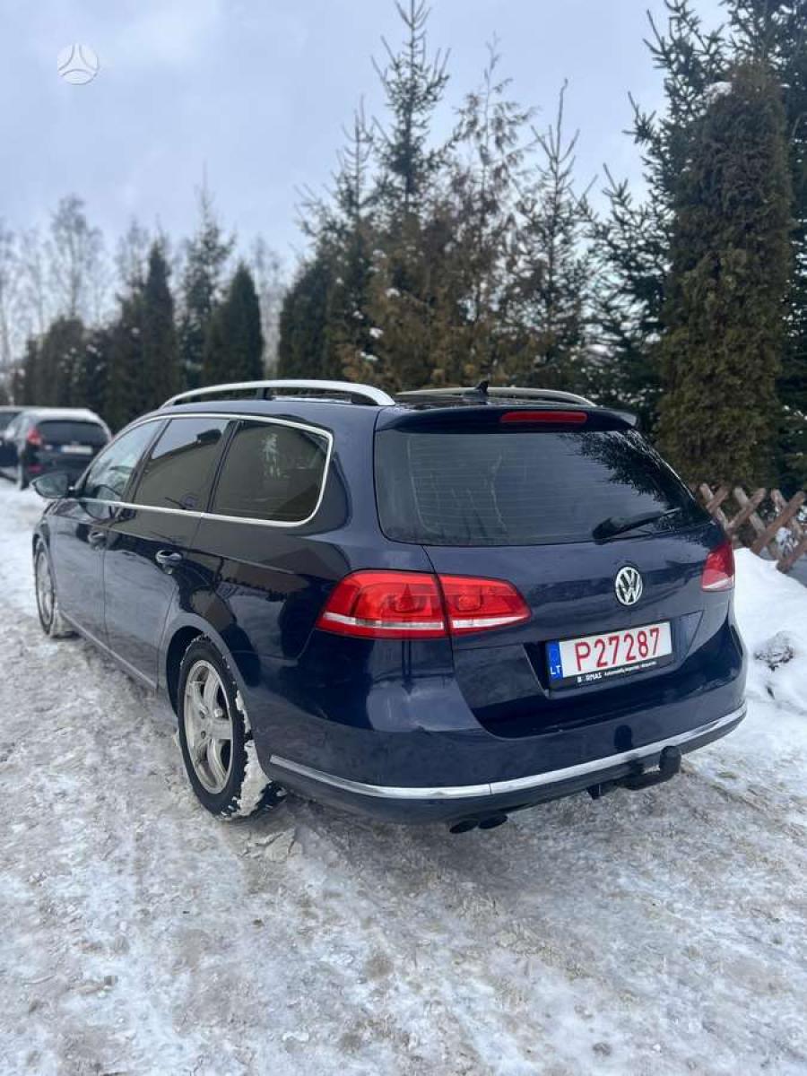 Zils Volkswagen Passat 2011 Kauņa, ar dzinēja tilpumu 1.97 L un nobraukumu 306 tūkst. km par 5200 €, foto 22 vietnē AUTOMOTO.COM.LV