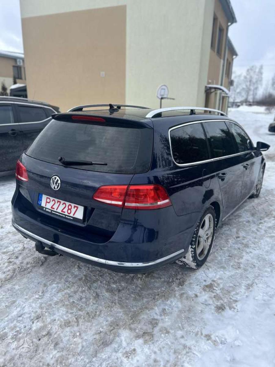 Zils Volkswagen Passat 2011 Kauņa, ar dzinēja tilpumu 1.97 L un nobraukumu 306 tūkst. km par 5200 €, foto 26 vietnē AUTOMOTO.COM.LV