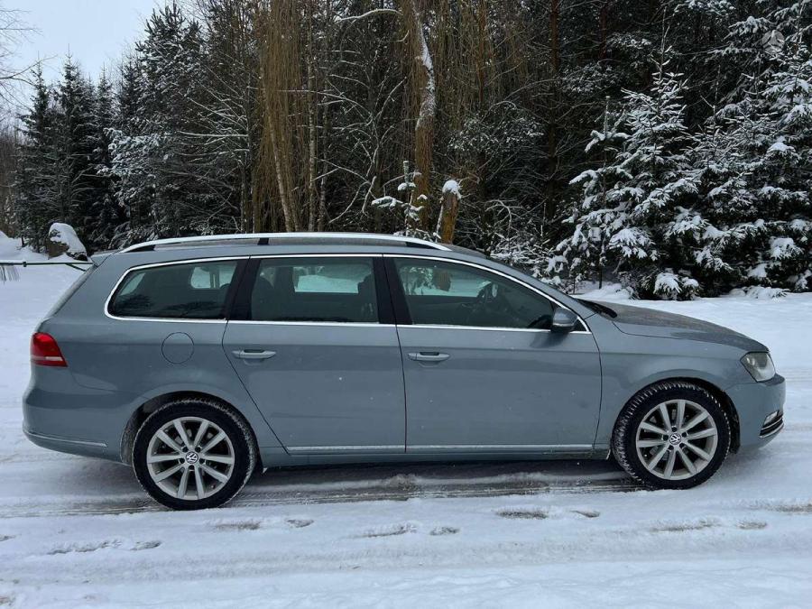 Zils Volkswagen Passat 2011 Kėdainiai, ar dzinēja tilpumu 2.00 L un nobraukumu 246 tūkst. km par 4650 €, foto 4 vietnē AUTOMOTO.COM.LV