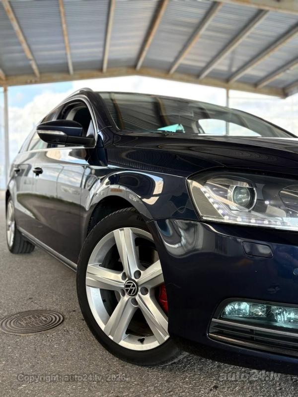 Blue Volkswagen Passat 2011 in Tallinn, with an engine capacity of 2.00 L and mileage of 322 thousand km for 4900 €, photo 3 on AUTOMOTO.COM.LV