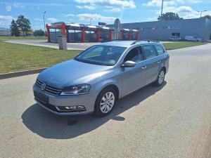 Blue Volkswagen Passat 2011 in Marijampole, with an engine capacity of 2.00 L and mileage of 260 thousand km for 3999 €, photo 3 on AUTOMOTO.COM.LV