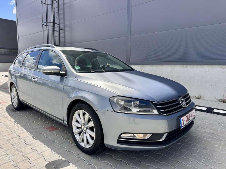 Zils Volkswagen Passat 2011 Šauļi, ar dzinēja tilpumu 1.60 L un nobraukumu 238 tūkst. km par 4800 €, foto 4 vietnē AUTOMOTO.COM.LV