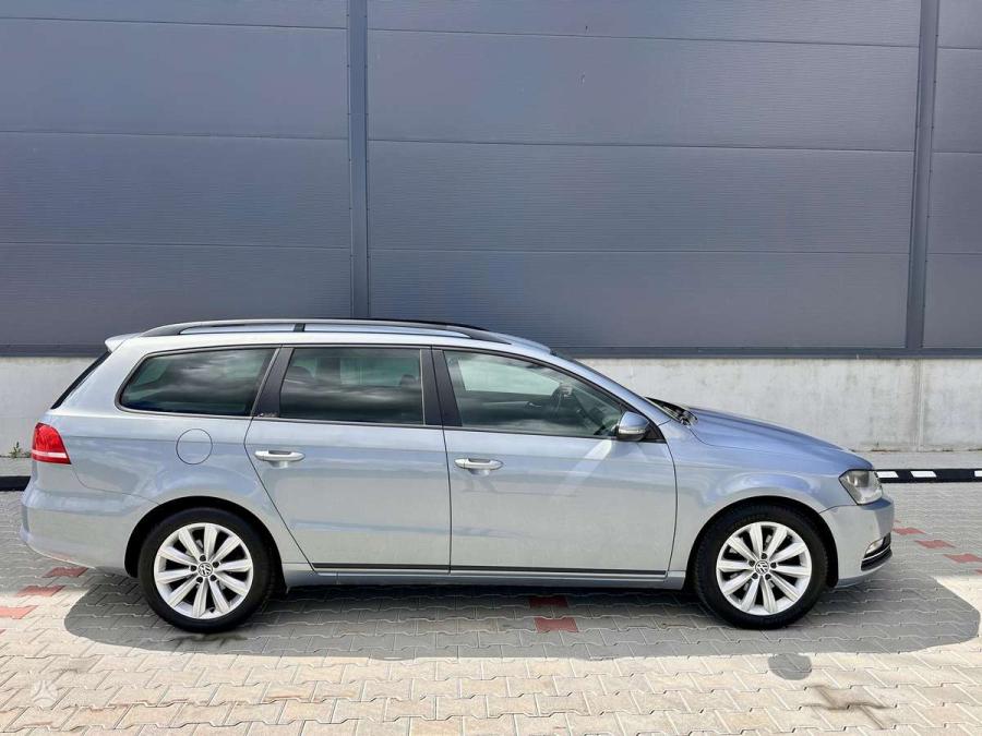 Zils Volkswagen Passat 2011 Šauļi, ar dzinēja tilpumu 1.60 L un nobraukumu 238 tūkst. km par 4800 €, foto 8 vietnē AUTOMOTO.COM.LV