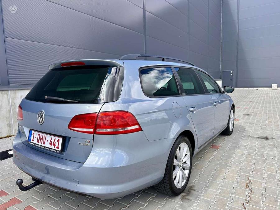 Zils Volkswagen Passat 2011 Šauļi, ar dzinēja tilpumu 1.60 L un nobraukumu 238 tūkst. km par 4800 €, foto 10 vietnē AUTOMOTO.COM.LV