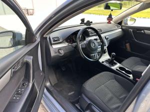 Zils Volkswagen Passat 2011 Šauļi, ar dzinēja tilpumu 1.60 L un nobraukumu 238 tūkst. km par 4800 €, foto 15 vietnē AUTOMOTO.COM.LV