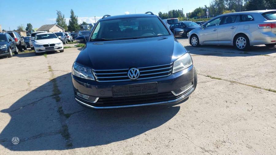 Zils Volkswagen Passat 2011 Utena, ar dzinēja tilpumu 1.97 L un nobraukumu 267 tūkst. km par 4750 €, foto 5 vietnē AUTOMOTO.COM.LV