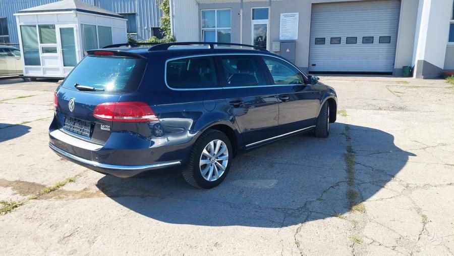 Zils Volkswagen Passat 2011 Utena, ar dzinēja tilpumu 1.97 L un nobraukumu 267 tūkst. km par 4750 €, foto 8 vietnē AUTOMOTO.COM.LV