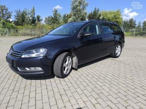 Blue Volkswagen Passat 2011 in Marijampole, with an engine capacity of 1.60 L and mileage of 265 thousand km for 3999 €, photo  on AUTOMOTO.COM.LV