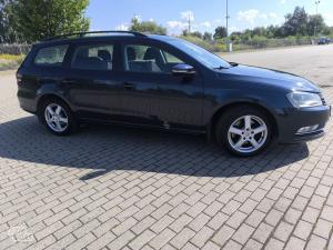 Blue Volkswagen Passat 2011 in Marijampole, with an engine capacity of 1.60 L and mileage of 265 thousand km for 3999 €, photo 4 on AUTOMOTO.COM.LV