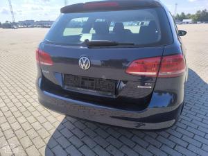 Blue Volkswagen Passat 2011 in Marijampole, with an engine capacity of 1.60 L and mileage of 265 thousand km for 3999 €, photo 7 on AUTOMOTO.COM.LV