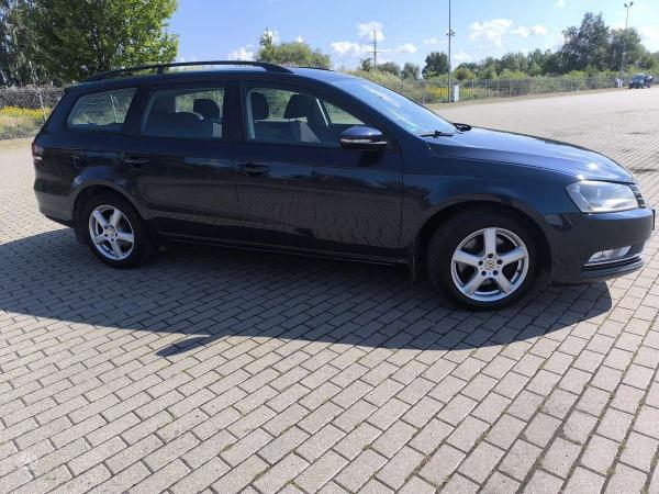 Zils Volkswagen Passat 2011 Marijampole, ar dzinēja tilpumu 1.60 L un nobraukumu 266 tūkst. km par 3997 €, foto 4 vietnē AUTOMOTO.COM.LV