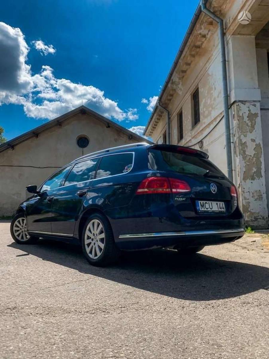 Zils Volkswagen Passat 2011 Viļņa, ar dzinēja tilpumu 2.00 L un nobraukumu 339 tūkst. km par 5200 €, foto 4 vietnē AUTOMOTO.COM.LV