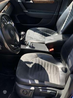 Zils Volkswagen Passat 2011 Viļņa, ar dzinēja tilpumu 2.00 L un nobraukumu 339 tūkst. km par 5200 €, foto 8 vietnē AUTOMOTO.COM.LV
