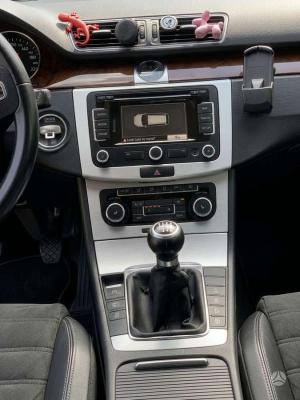 Zils Volkswagen Passat 2011 Viļņa, ar dzinēja tilpumu 2.00 L un nobraukumu 339 tūkst. km par 5200 €, foto 9 vietnē AUTOMOTO.COM.LV