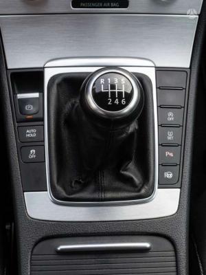 Zils Volkswagen Passat 2011 Viļņa, ar dzinēja tilpumu 2.00 L un nobraukumu 339 tūkst. km par 5200 €, foto 10 vietnē AUTOMOTO.COM.LV