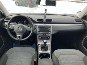 Zils Volkswagen Passat 2012 Tauragė, ar dzinēja tilpumu 1.60 L un nobraukumu 260 tūkst. km par 4700 €, foto 20 vietnē AUTOMOTO.COM.LV